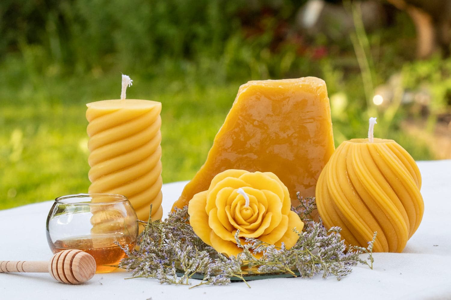 Using beeswax candles is not only non-toxic and harmless, but also ...